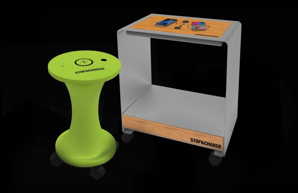 ROUND e ANGULAR: tavoli ricarica wireless per cellulari - GaraGeeks ...